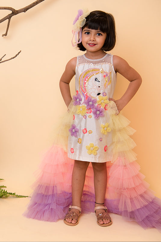 Theme – Lil Angels